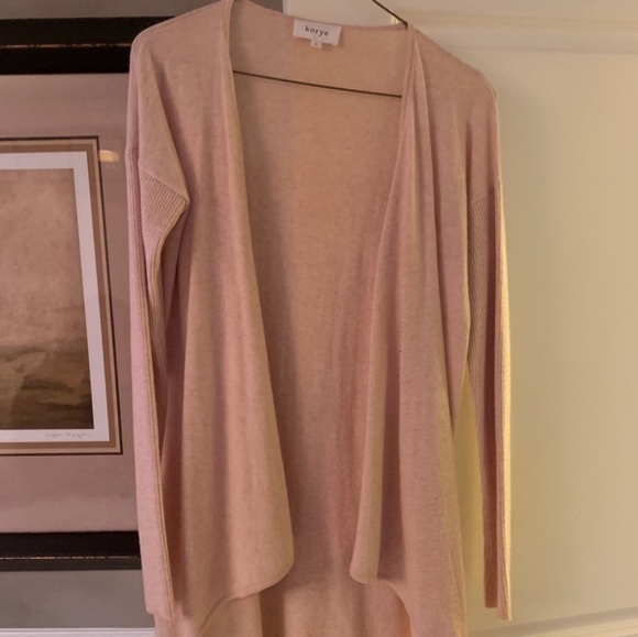 Korye | Sweaters | Korye Peach Sweater | Poshmark